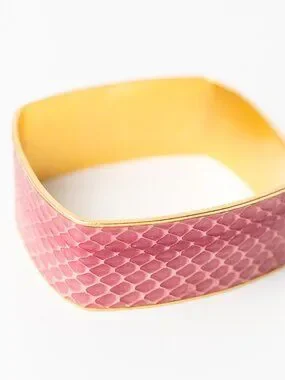 Isabelle Lirakis | Jewelry | Vintage Isabelle Lirakis Pink Snakeskin ...